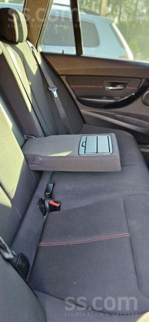 Melns BMW 320 2013 Saldus, ar dzinēja tilpumu 2.00 L un nobraukumu 364 tūkst. km par 9500 €, foto 22 vietnē AUTOMOTO.COM.LV