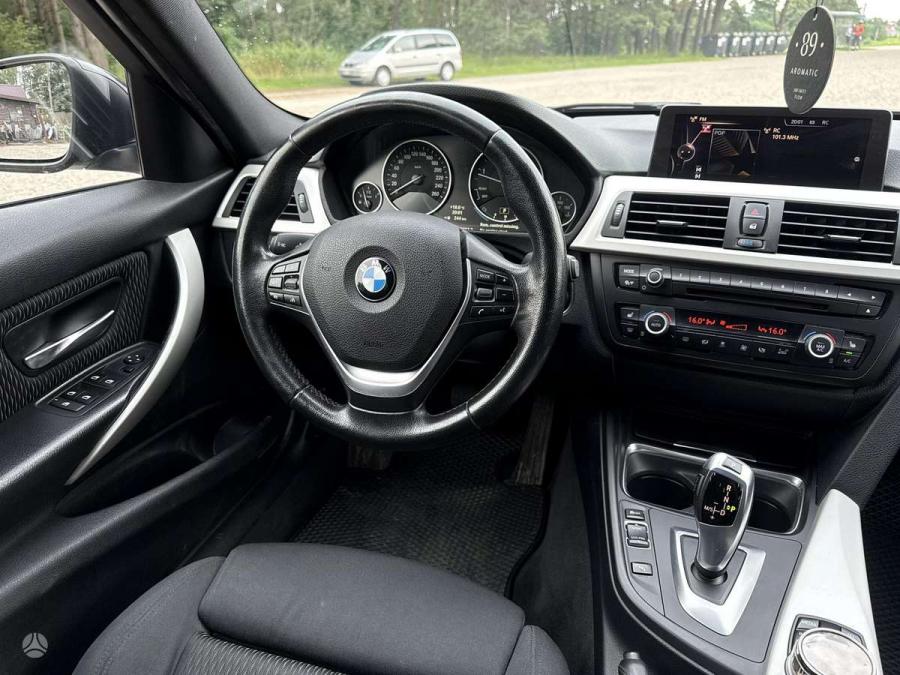 Melns BMW 320 2013 Kauņa, ar dzinēja tilpumu 2.00 L un nobraukumu 278 tūkst. km par 8800 €, foto 14 vietnē AUTOMOTO.COM.LV