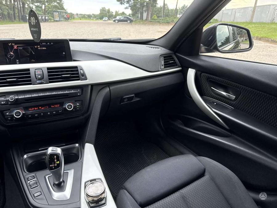 Melns BMW 320 2013 Kauņa, ar dzinēja tilpumu 2.00 L un nobraukumu 278 tūkst. km par 8800 €, foto 15 vietnē AUTOMOTO.COM.LV