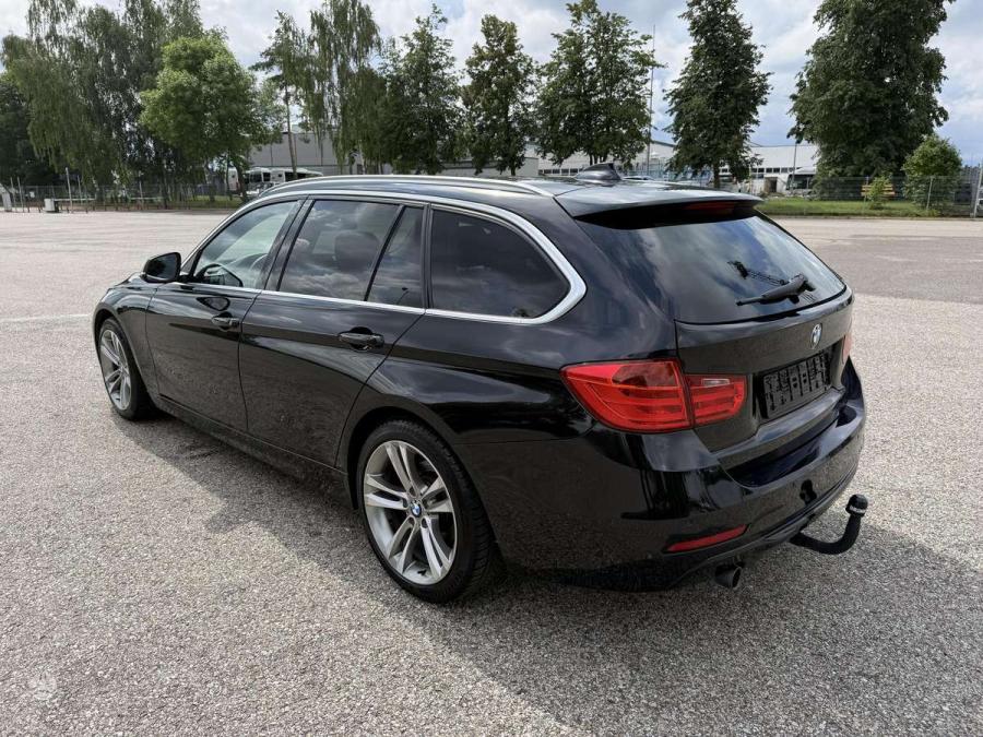 Melns BMW 320 2013 Marijampole, ar dzinēja tilpumu 2.00 L un nobraukumu 283 tūkst. km par 8450 €, foto 4 vietnē AUTOMOTO.COM.LV