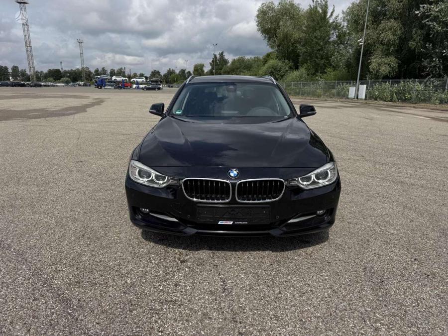 Melns BMW 320 2013 Marijampole, ar dzinēja tilpumu 2.00 L un nobraukumu 283 tūkst. km par 8450 €, foto 9 vietnē AUTOMOTO.COM.LV
