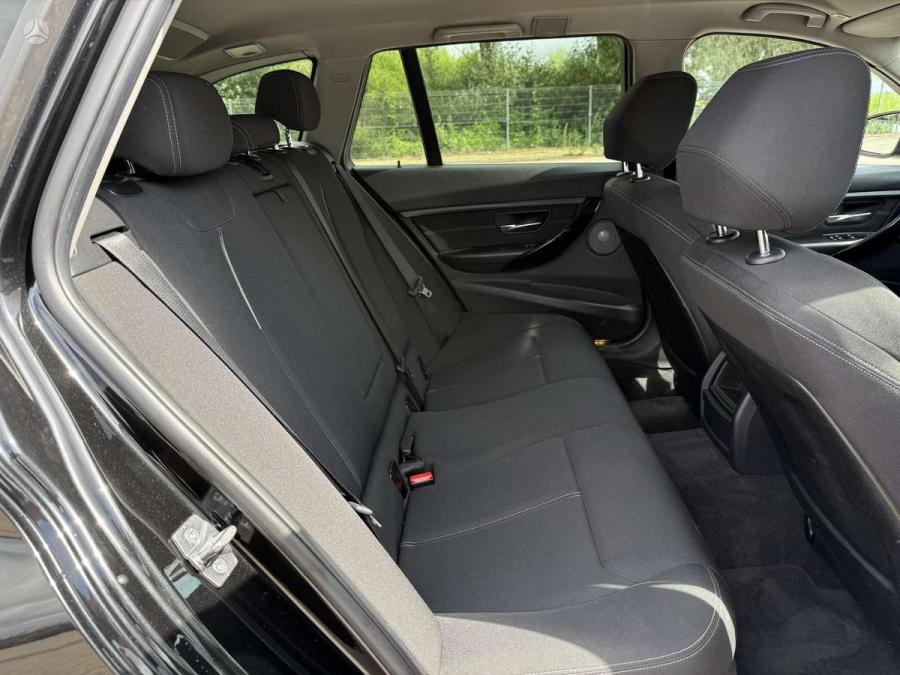 Melns BMW 320 2013 Marijampole, ar dzinēja tilpumu 2.00 L un nobraukumu 283 tūkst. km par 8450 €, foto 23 vietnē AUTOMOTO.COM.LV
