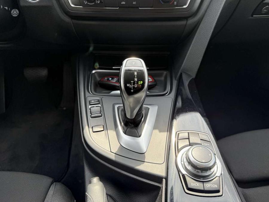 Melns BMW 320 2013 Marijampole, ar dzinēja tilpumu 2.00 L un nobraukumu 283 tūkst. km par 8450 €, foto 24 vietnē AUTOMOTO.COM.LV