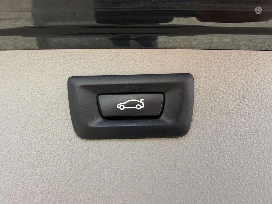 Melns BMW 320 2013 Marijampole, ar dzinēja tilpumu 2.00 L un nobraukumu 283 tūkst. km par 8450 €, foto 26 vietnē AUTOMOTO.COM.LV