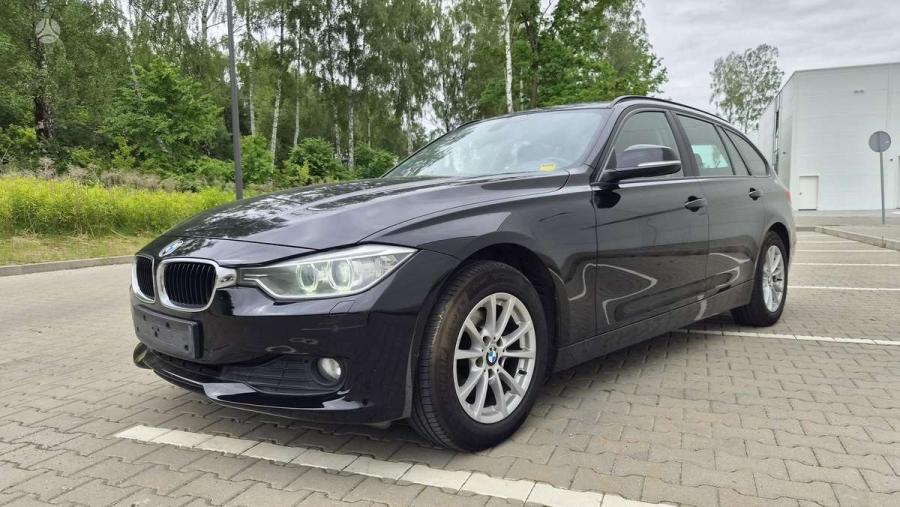Black BMW 320 2013 in Kaunas, with an engine capacity of 2.00 L and mileage of 340 thousand km for 6650 €, photo 3 on AUTOMOTO.COM.LV