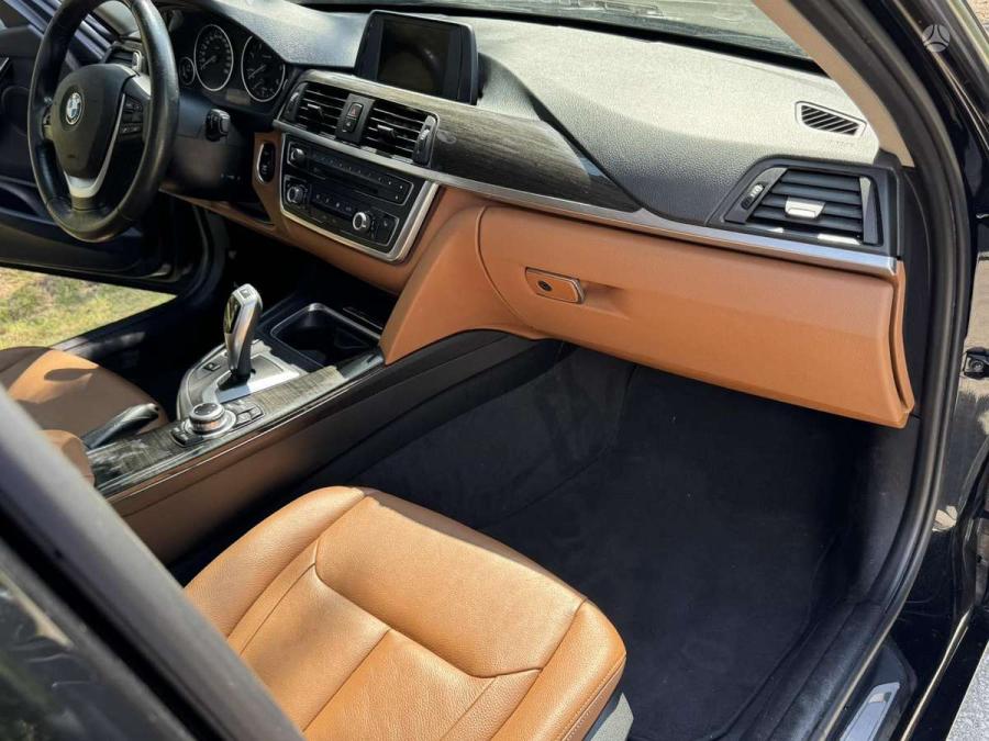 Melns BMW 320 2013 Marijampole, ar dzinēja tilpumu 2.00 L un nobraukumu 338 tūkst. km par 7200 €, foto 14 vietnē AUTOMOTO.COM.LV