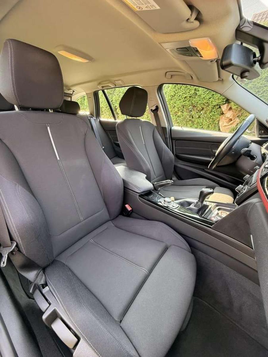 Black BMW 320 2013 in Utena, with an engine capacity of 2.00 L and mileage of 330 thousand km for 6400 €, photo 5 on AUTOMOTO.COM.LV
