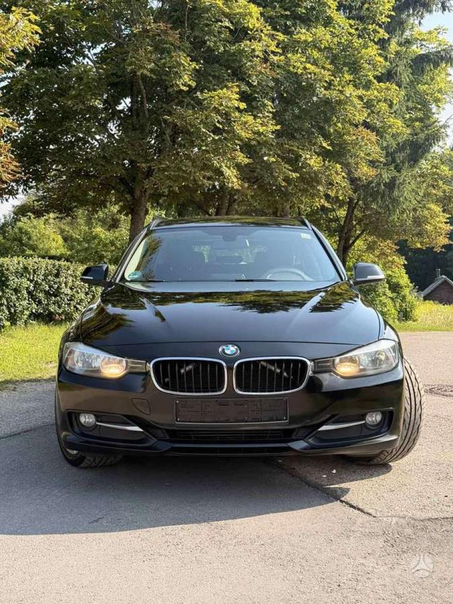 Black BMW 320 2013 in Utena, with an engine capacity of 2.00 L and mileage of 330 thousand km for 6400 €, photo 13 on AUTOMOTO.COM.LV