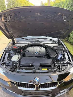Black BMW 320 2013 in Utena, with an engine capacity of 2.00 L and mileage of 330 thousand km for 6400 €, photo 14 on AUTOMOTO.COM.LV