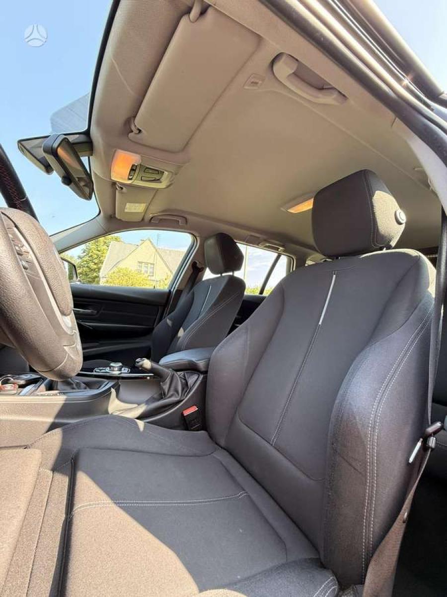Black BMW 320 2013 in Utena, with an engine capacity of 2.00 L and mileage of 330 thousand km for 6400 €, photo 23 on AUTOMOTO.COM.LV