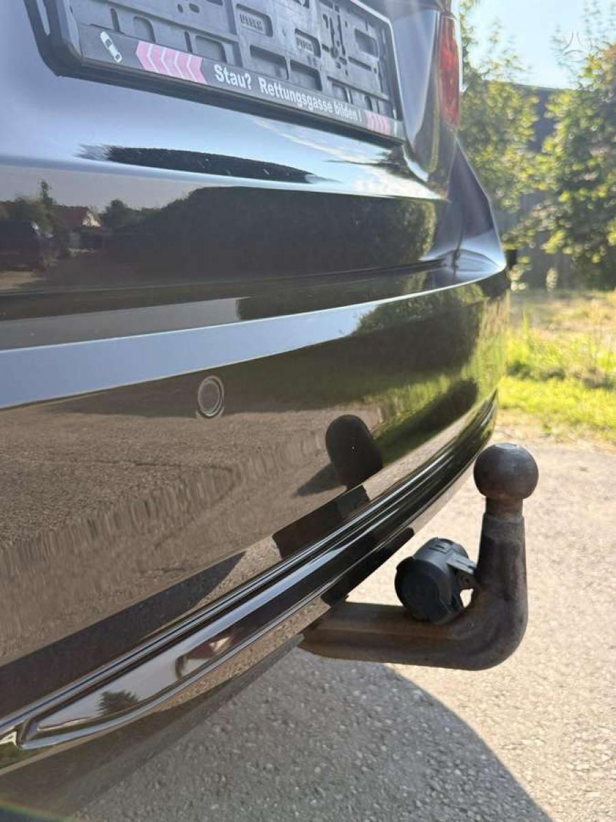 Black BMW 320 2013 in Utena, with an engine capacity of 2.00 L and mileage of 330 thousand km for 6400 €, photo 30 on AUTOMOTO.COM.LV
