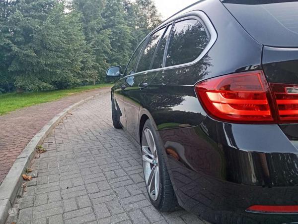 Black BMW 320 2013 in Vilnius, with an engine capacity of 2.00 L and mileage of 363 thousand km for 6650 €, photo 6 on AUTOMOTO.COM.LV