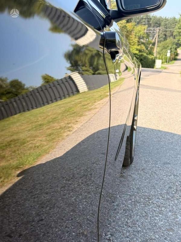 Black BMW 320 2013 in Utena, with an engine capacity of 2.00 L and mileage of 330 thousand km for 6600 €, photo 7 on AUTOMOTO.COM.LV