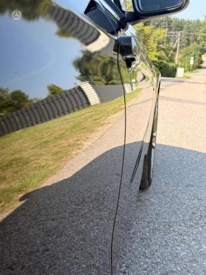 Black BMW 320 2013 in Utena, with an engine capacity of 2.00 L and mileage of 330 thousand km for 6600 €, photo 8 on AUTOMOTO.COM.LV