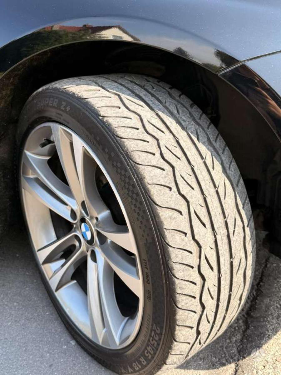 Black BMW 320 2013 in Utena, with an engine capacity of 2.00 L and mileage of 330 thousand km for 6600 €, photo 35 on AUTOMOTO.COM.LV