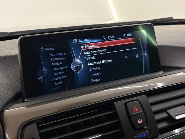 Black BMW 320 2013 in Marijampole, with an engine capacity of 2.00 L and mileage of 220 thousand km for 9250 €, photo 4 on AUTOMOTO.COM.LV
