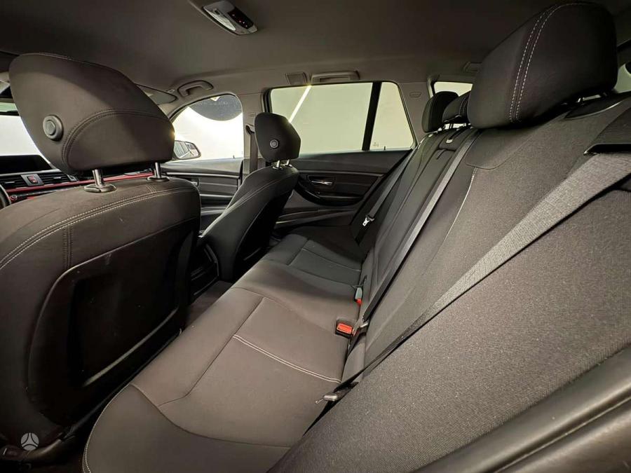Black BMW 320 2013 in Marijampole, with an engine capacity of 2.00 L and mileage of 284 thousand km for 8450 €, photo 17 on AUTOMOTO.COM.LV