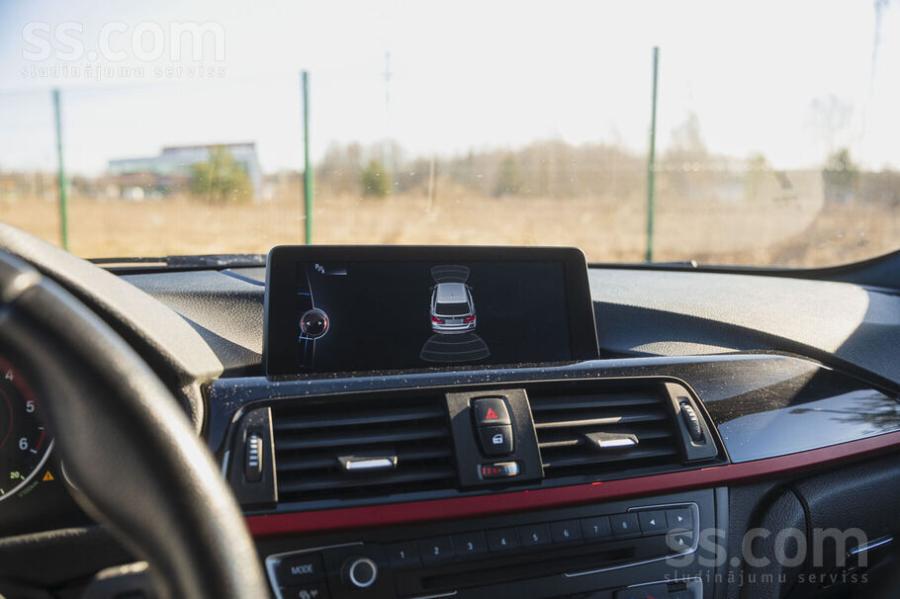 Melns BMW 320 2013 Rīga, ar dzinēja tilpumu 2.00 L un nobraukumu 406 tūkst. km par 9900 €, foto 22 vietnē AUTOMOTO.COM.LV