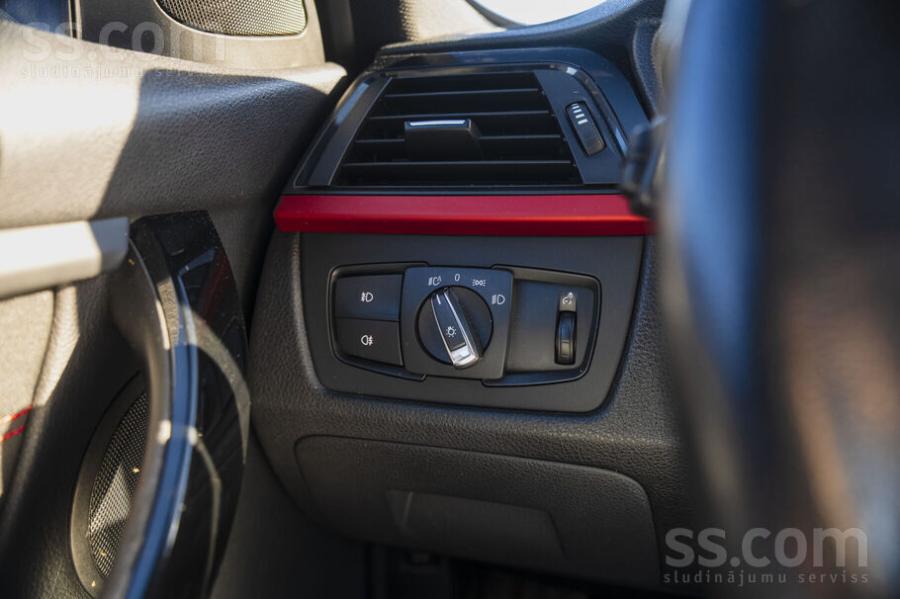 Melns BMW 320 2013 Rīga, ar dzinēja tilpumu 2.00 L un nobraukumu 406 tūkst. km par 9900 €, foto 27 vietnē AUTOMOTO.COM.LV