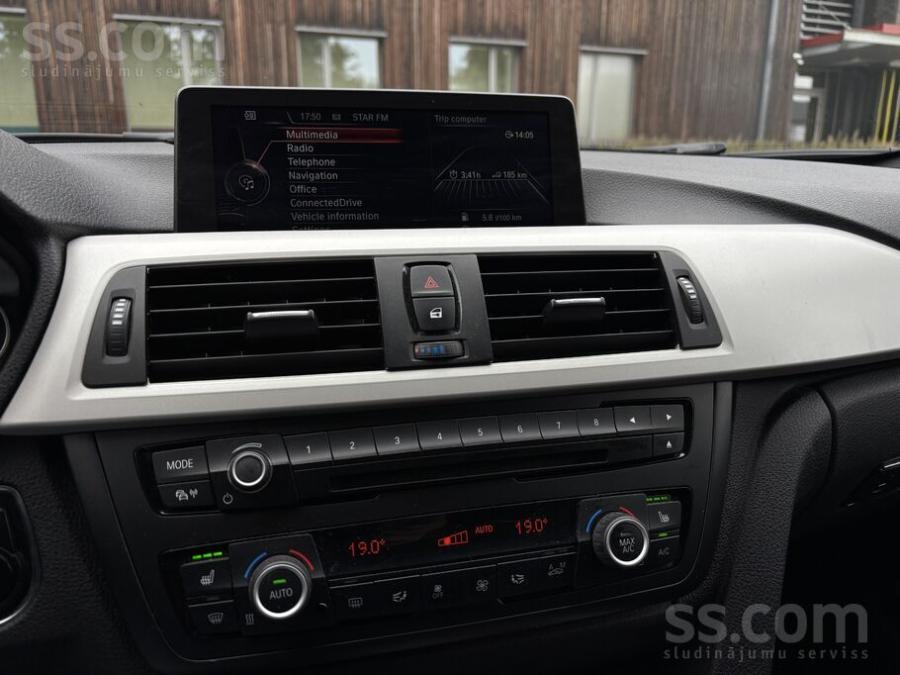 Melns BMW 320 2013 Dobele, ar dzinēja tilpumu 2.00 L un nobraukumu 281 tūkst. km par 10000 €, foto 16 vietnē AUTOMOTO.COM.LV