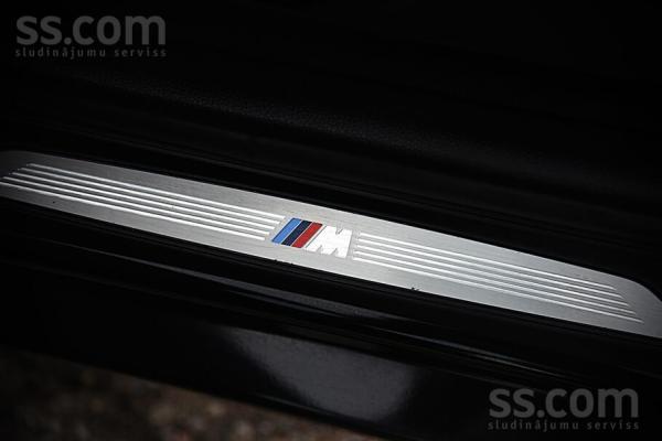 BMW 320 2013 in Tukums on AUTOMOTO.COM.LV Black BMW 320 2013 in Tukums, with an engine capacity of 2.00 L and mileage of 212 thousand km for 9990 €, photo 7 on AUTOMOTO.COM.LV