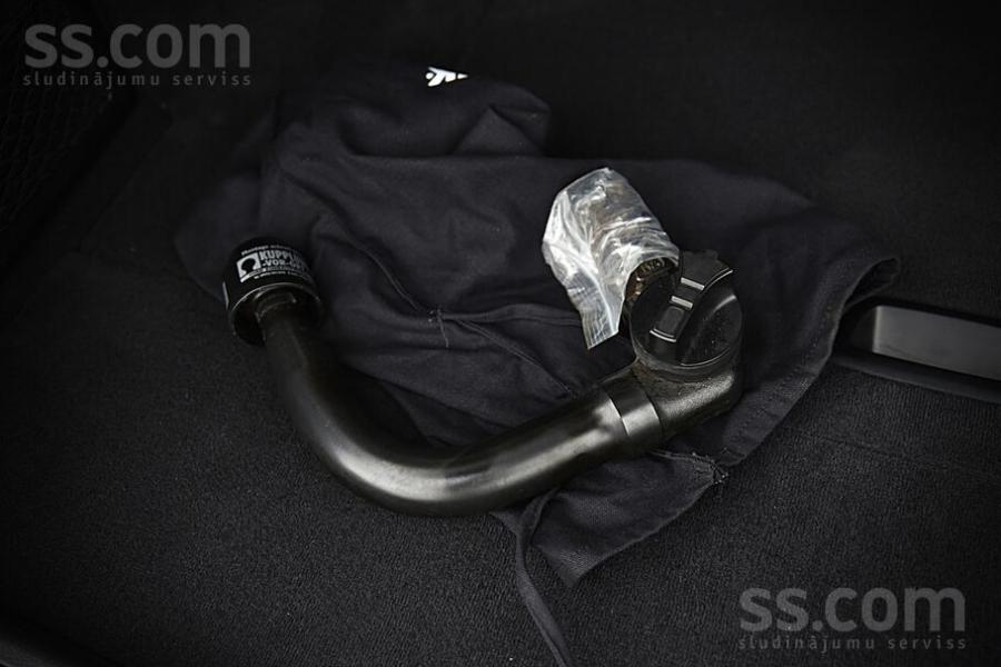 Black BMW 320 2013 in Tukums, with an engine capacity of 2.00 L and mileage of 212 thousand km for 9990 €, photo 16 on AUTOMOTO.COM.LV