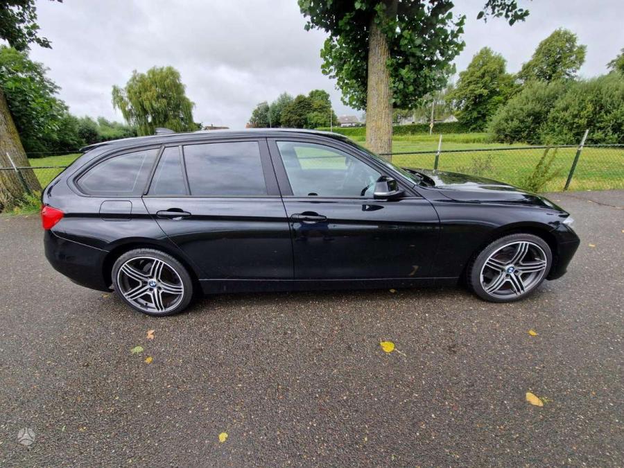 Black BMW 320 2013 in Kaunas, with an engine capacity of 2.00 L and mileage of 285 thousand km for 5000 €, photo 4 on AUTOMOTO.COM.LV