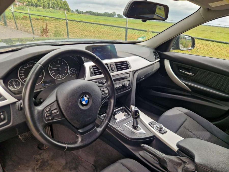 Black BMW 320 2013 in Kaunas, with an engine capacity of 2.00 L and mileage of 285 thousand km for 5000 €, photo 12 on AUTOMOTO.COM.LV