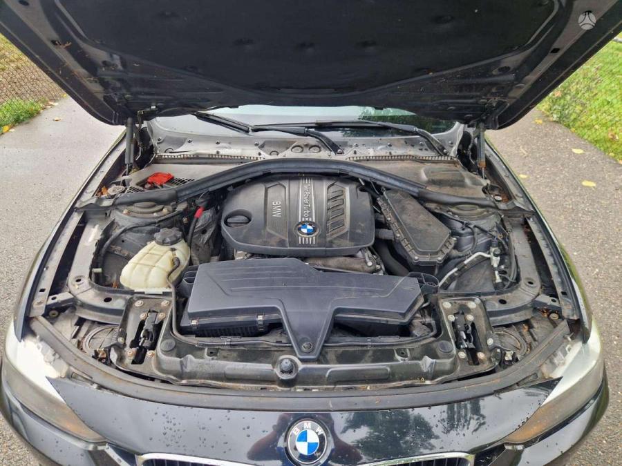 Black BMW 320 2013 in Kaunas, with an engine capacity of 2.00 L and mileage of 285 thousand km for 5000 €, photo 14 on AUTOMOTO.COM.LV