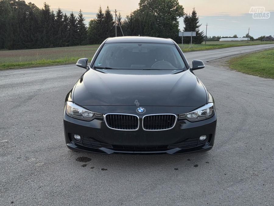 Melns BMW 320 2013 Kauņa, ar dzinēja tilpumu 2.00 L un nobraukumu 285 tūkst. km par 5250 €, foto 9 vietnē AUTOMOTO.COM.LV
