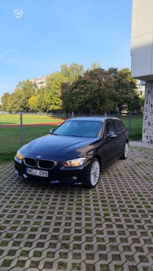 Melns BMW 320 2013 Kauņa, ar dzinēja tilpumu 2.00 L un nobraukumu 282 tūkst. km par 5900 €, foto 4 vietnē AUTOMOTO.COM.LV