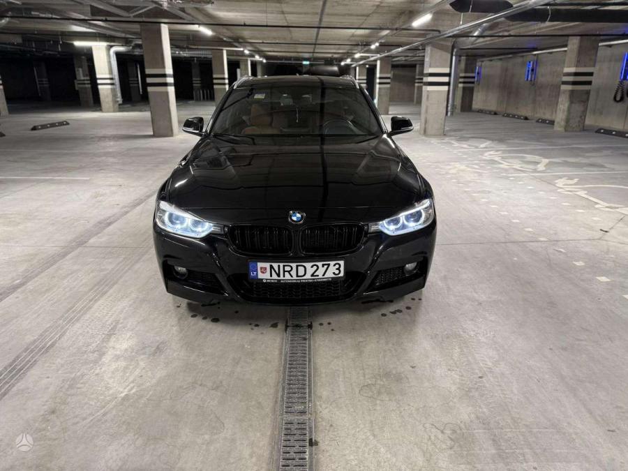 Black BMW 320 2014 in Panevezys, with an engine capacity of 2.00 L and mileage of 299 thousand km for 9000 €, photo 2 on AUTOMOTO.COM.LV