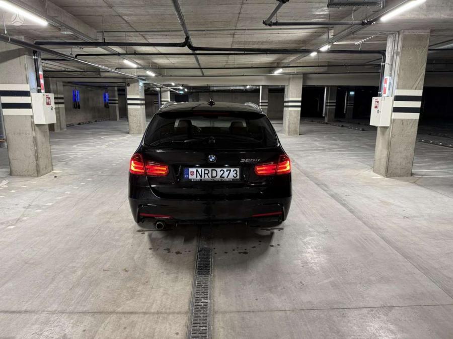 Black BMW 320 2014 in Panevezys, with an engine capacity of 2.00 L and mileage of 299 thousand km for 9000 €, photo 6 on AUTOMOTO.COM.LV