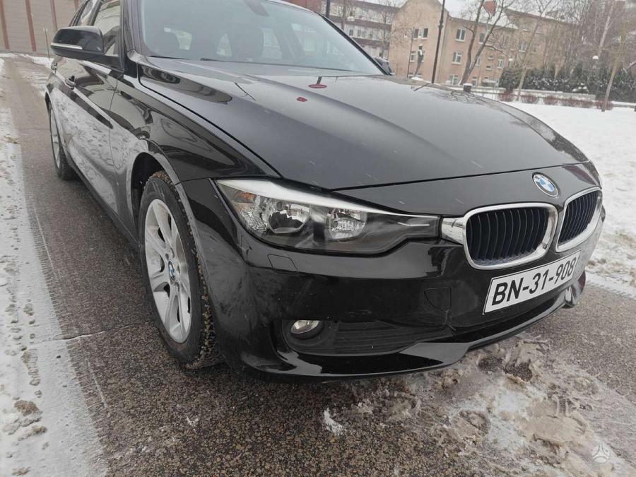 Black BMW 320 2014 in Klaipeda, with an engine capacity of 2.00 L and mileage of 265 thousand km for 6350 €, photo 4 on AUTOMOTO.COM.LV