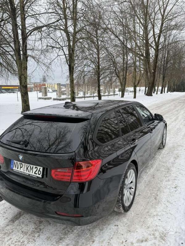 Melns BMW 320 2014 Klaipėda, ar dzinēja tilpumu 2.00 L un nobraukumu 242 tūkst. km par 7150 €, foto 5 vietnē AUTOMOTO.COM.LV
