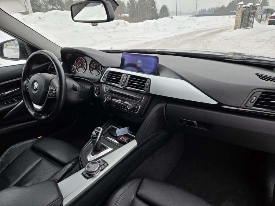 Black BMW 320 2014 in Vilnius, with an engine capacity of 2.00 L and mileage of 303 thousand km for 8750 €, photo 14 on AUTOMOTO.COM.LV