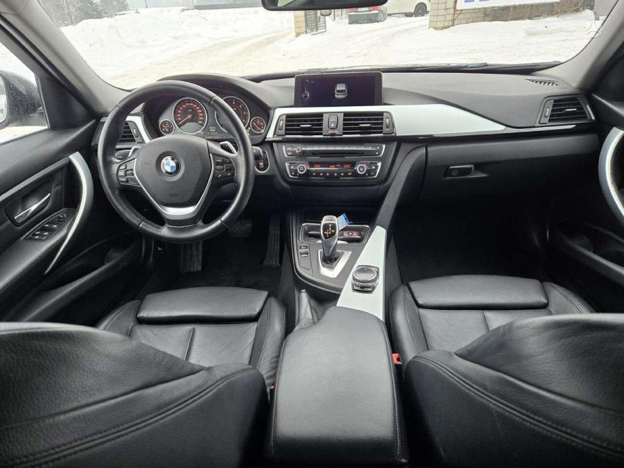 Black BMW 320 2014 in Vilnius, with an engine capacity of 2.00 L and mileage of 303 thousand km for 8750 €, photo 15 on AUTOMOTO.COM.LV