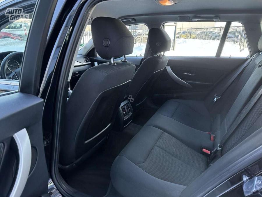 Melns BMW 320 2014 Kauņa, ar dzinēja tilpumu 2.00 L un nobraukumu 342 tūkst. km par 6900 €, foto 10 vietnē AUTOMOTO.COM.LV