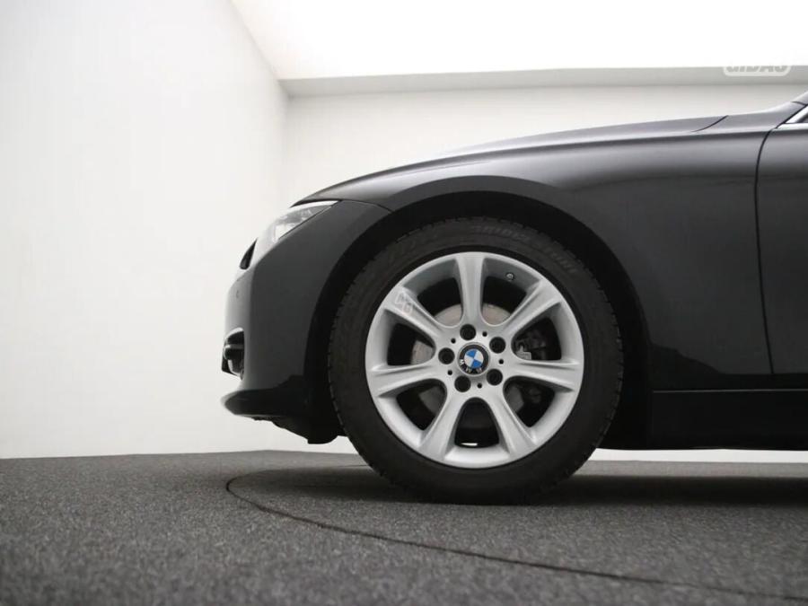 Melns BMW 320 2014 Viļņa, ar dzinēja tilpumu 2.00 L un nobraukumu 202 tūkst. km par 11499 €, foto 29 vietnē AUTOMOTO.COM.LV