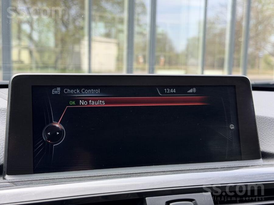 Melns BMW 320 2014 Rīga, ar dzinēja tilpumu 2.00 L un nobraukumu 250 tūkst. km par 11700 €, foto 17 vietnē AUTOMOTO.COM.LV