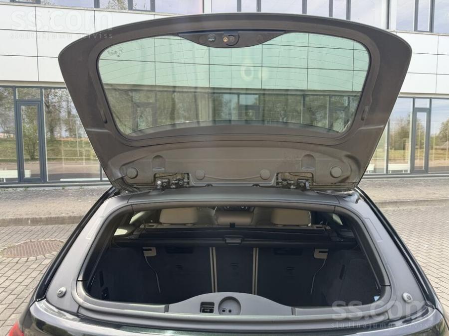 Melns BMW 320 2014 Rīga, ar dzinēja tilpumu 2.00 L un nobraukumu 250 tūkst. km par 11700 €, foto 24 vietnē AUTOMOTO.COM.LV