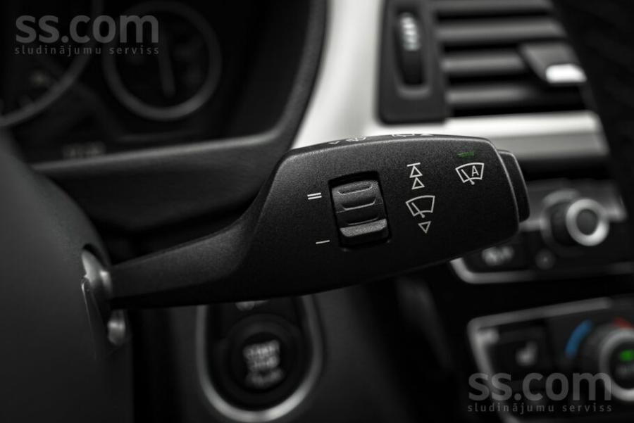 Black BMW 320 2014 in Riga, with an engine capacity of 2.00 L and mileage of 274 thousand km for 8250 €, photo 20 on AUTOMOTO.COM.LV