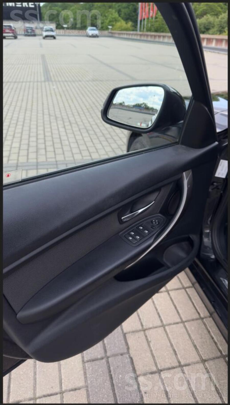Melns BMW 320 2014 Rīga, ar dzinēja tilpumu 2.00 L un nobraukumu 304 tūkst. km par 6500 €, foto 21 vietnē AUTOMOTO.COM.LV