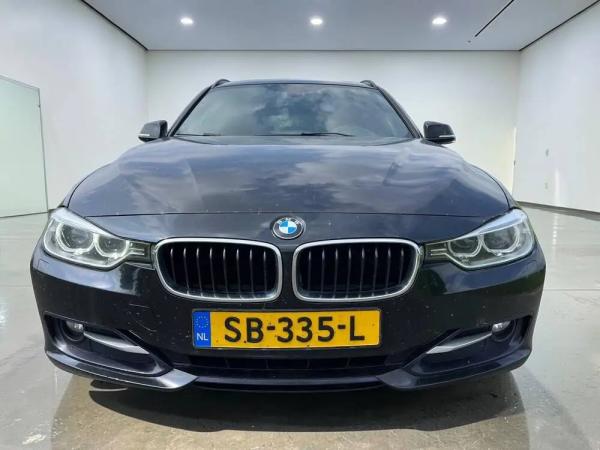 Black BMW 320 2014 in Jurmala, with an engine capacity of 2.00 L and mileage of 292 thousand km for 9450 €, photo 2 on AUTOMOTO.COM.LV