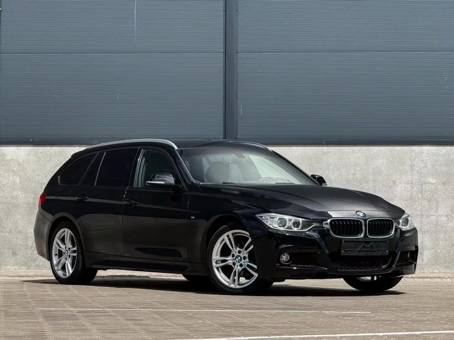 Black BMW 320 2014 in Riga, with an engine capacity of 2.00 L and mileage of 260 thousand km for 10300 €, photo 14 on AUTOMOTO.COM.LV