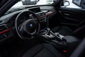 Black BMW 320 2014 in Riga, with an engine capacity of 2.00 L and mileage of 314 thousand km for 9500 €, photo 9 on AUTOMOTO.COM.LV