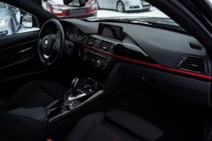 Black BMW 320 2014 in Riga, with an engine capacity of 2.00 L and mileage of 314 thousand km for 9500 €, photo 12 on AUTOMOTO.COM.LV