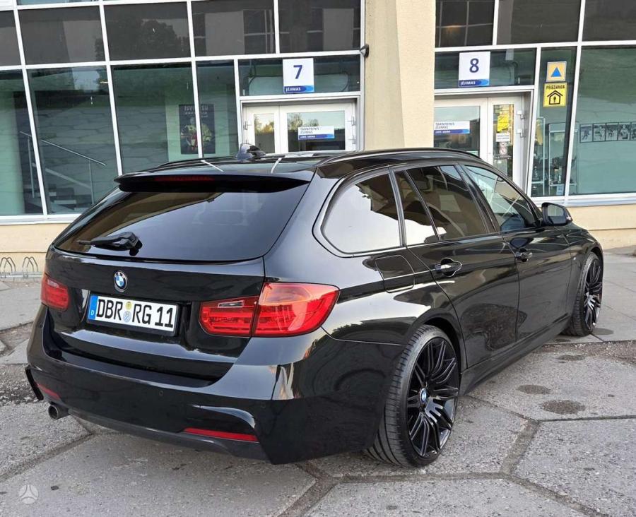 Black BMW 320 2014 in Elektrenai, with an engine capacity of 2.00 L and mileage of 267 thousand km for 8600 €, photo 5 on AUTOMOTO.COM.LV