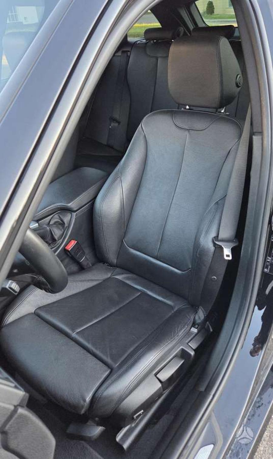 Black BMW 320 2014 in Elektrenai, with an engine capacity of 2.00 L and mileage of 267 thousand km for 8600 €, photo 21 on AUTOMOTO.COM.LV