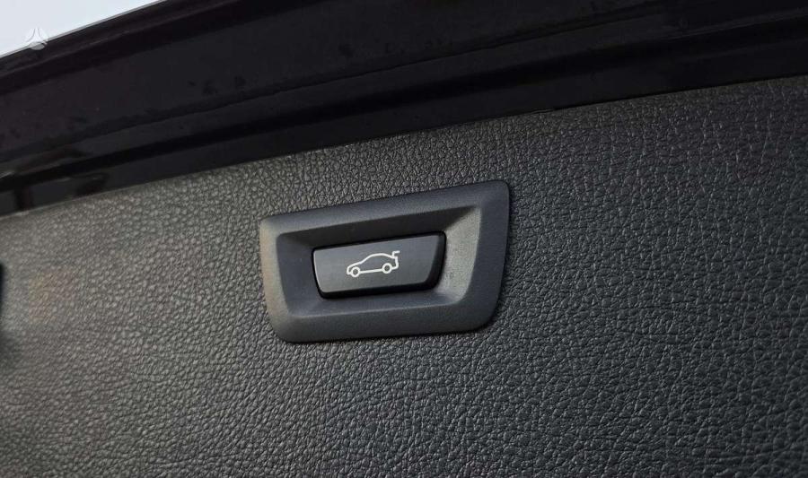 Black BMW 320 2014 in Elektrenai, with an engine capacity of 2.00 L and mileage of 267 thousand km for 8600 €, photo 36 on AUTOMOTO.COM.LV
